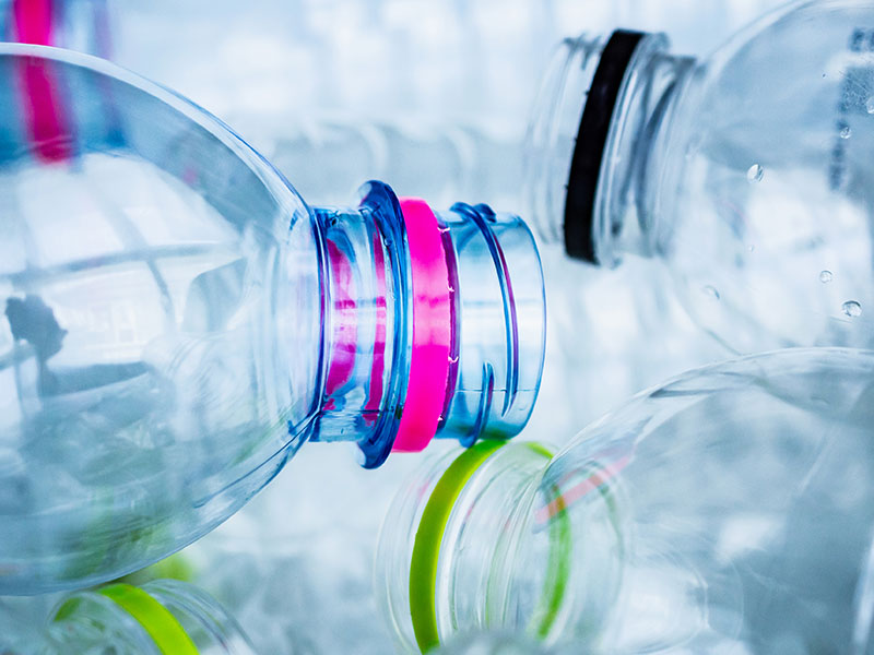 Ecco quello che possiamo fare per ridurre la plastica in casa